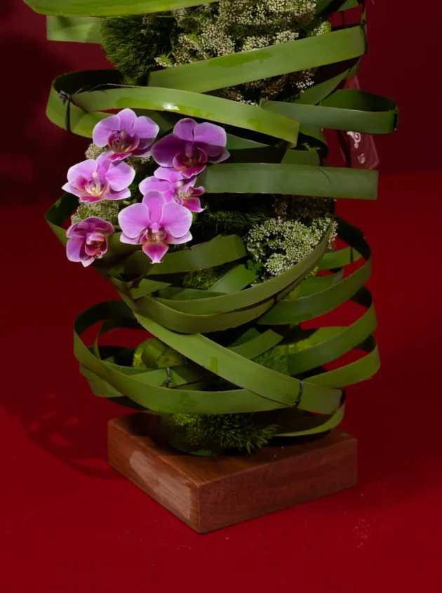 Vortex of Violets - Online Flower Shop Dubai- For all occasions - WUD ...